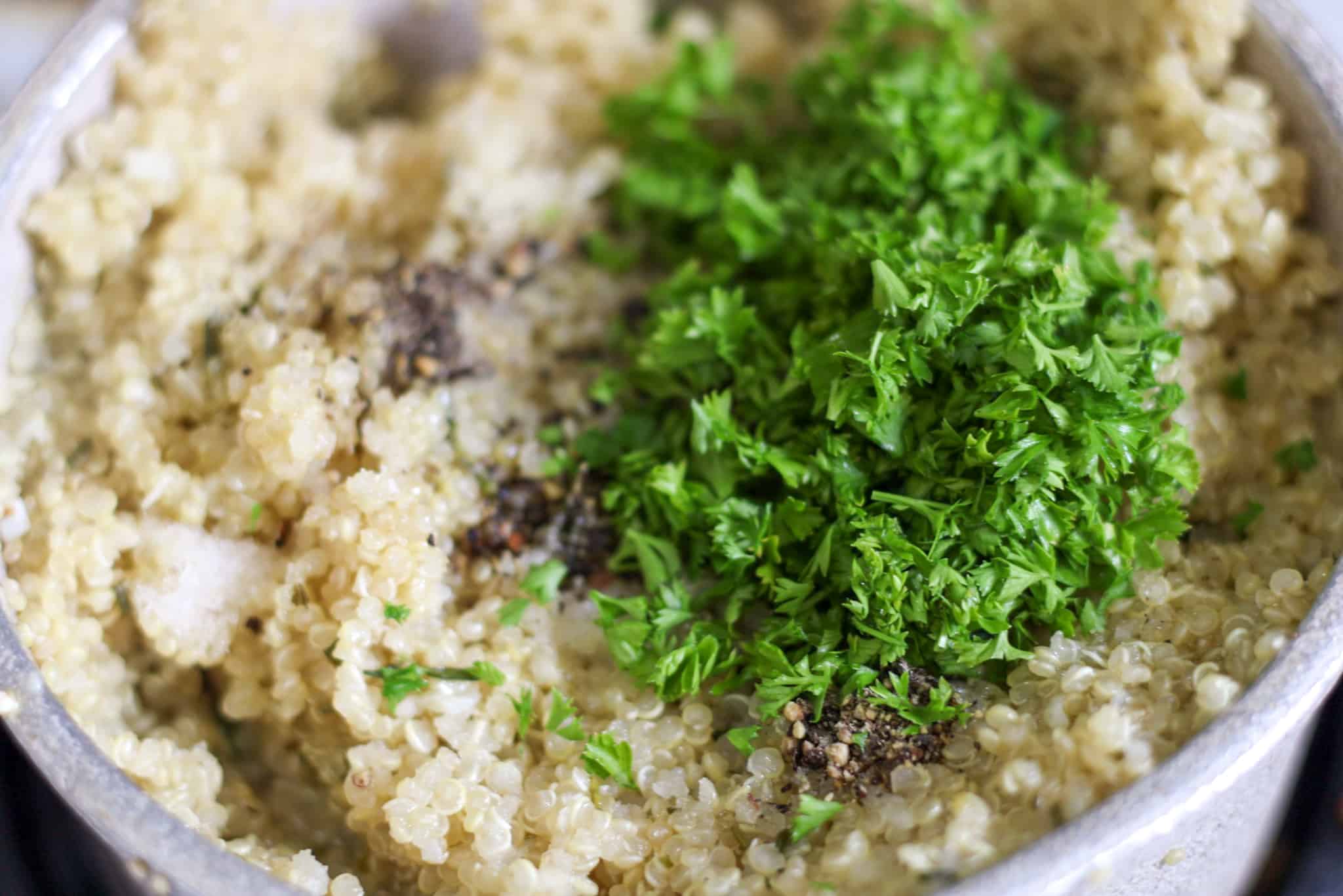 Warm Quinoa With Lemon and Herbs | Healthy Recipe - The Home Intent