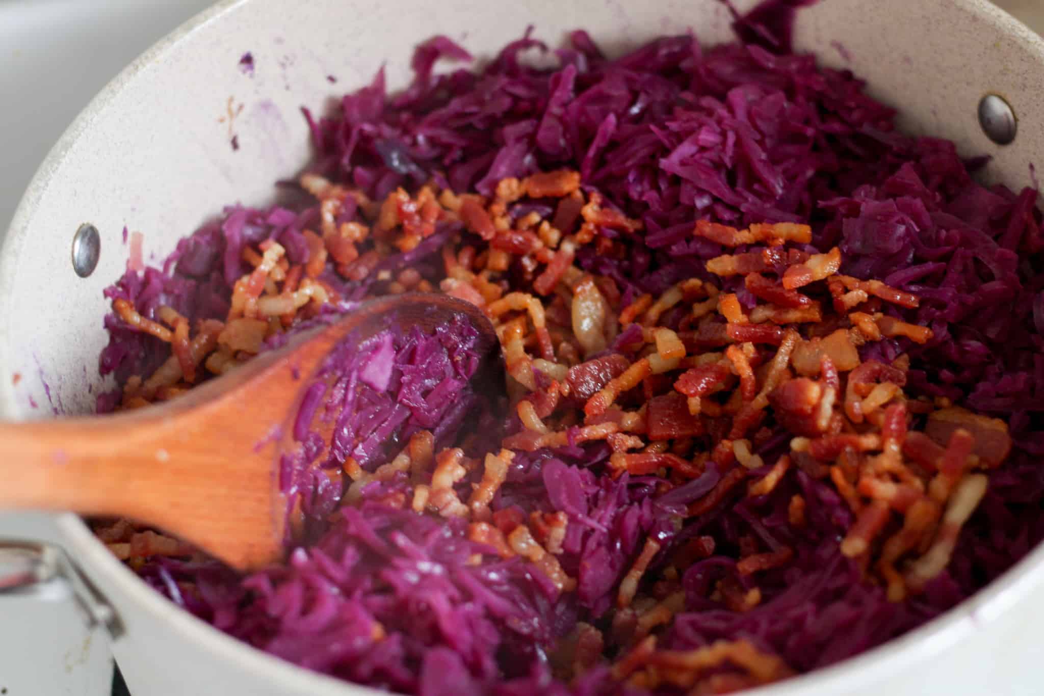 German Red Cabbage | Easy Traditional Rotkohl Recipe - The Home Intent