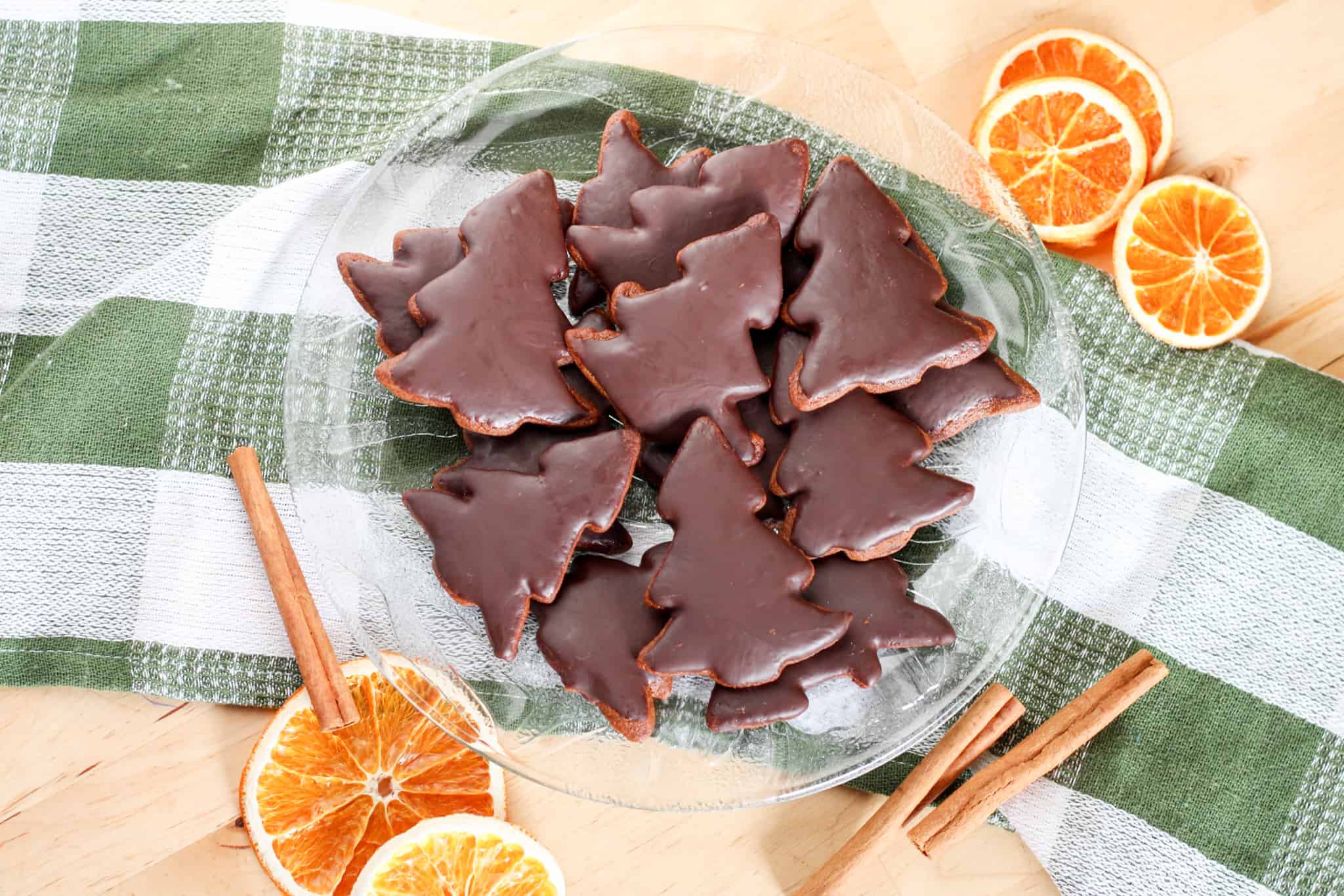 German Gingerbread Cookies | Easy Christmas Recipe - The Home Intent