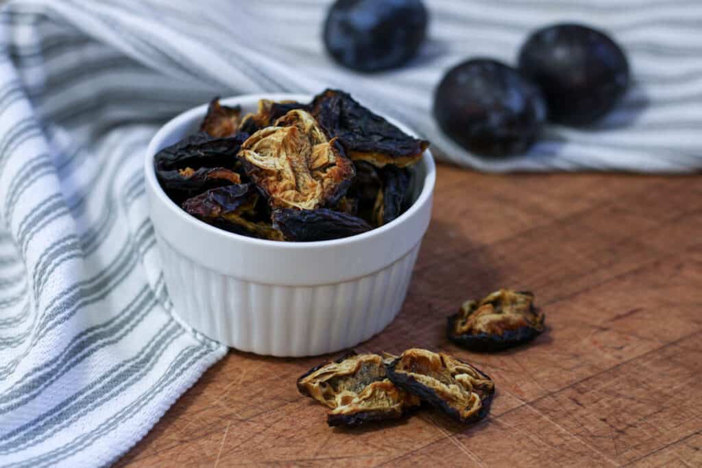 How to Make Dried Plums | Dehydrator or Oven - The Home Intent