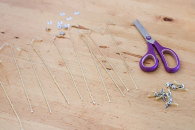 How to Make Candle Wicks for Homemade Candles - The Home Intent