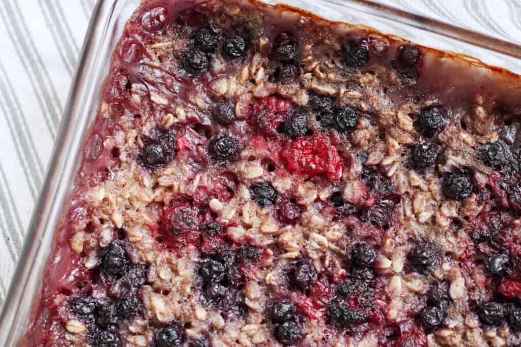 Vegan Baked Oatmeal with Sprouted Oats - The Home Intent